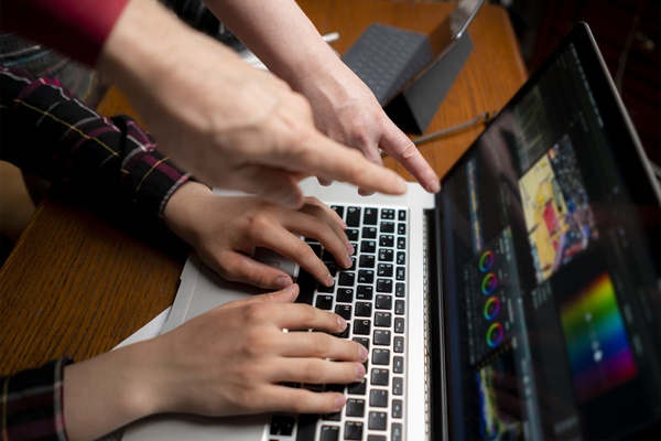 Produtora de Vídeo Joinville : Criação Profissional e Personalizada